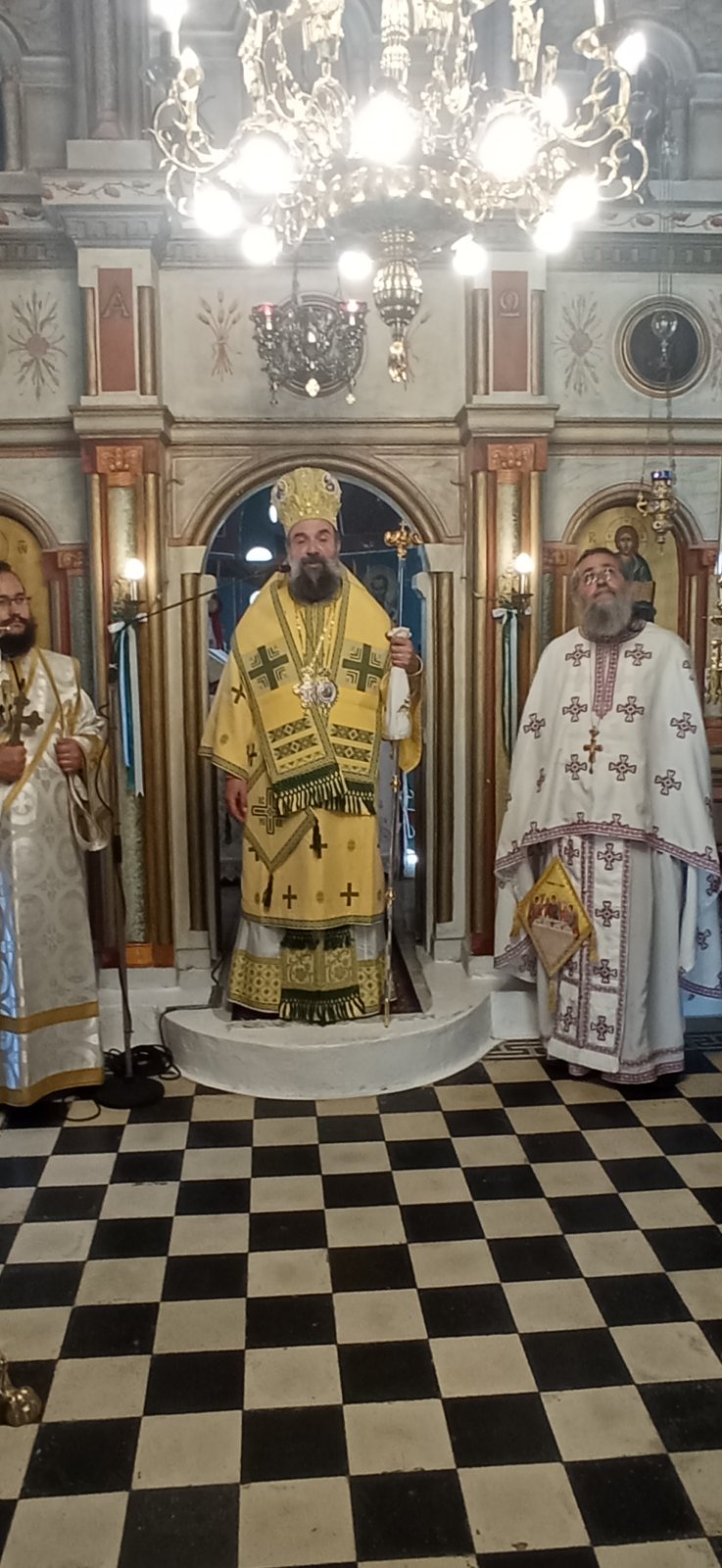 ΙΕΡΑ ΜΗΤΡΟΠΟΛΙΣ ΘΗΡΑΣ ΑΜΟΡΓΟΥ & ΝΗΣΩΝ