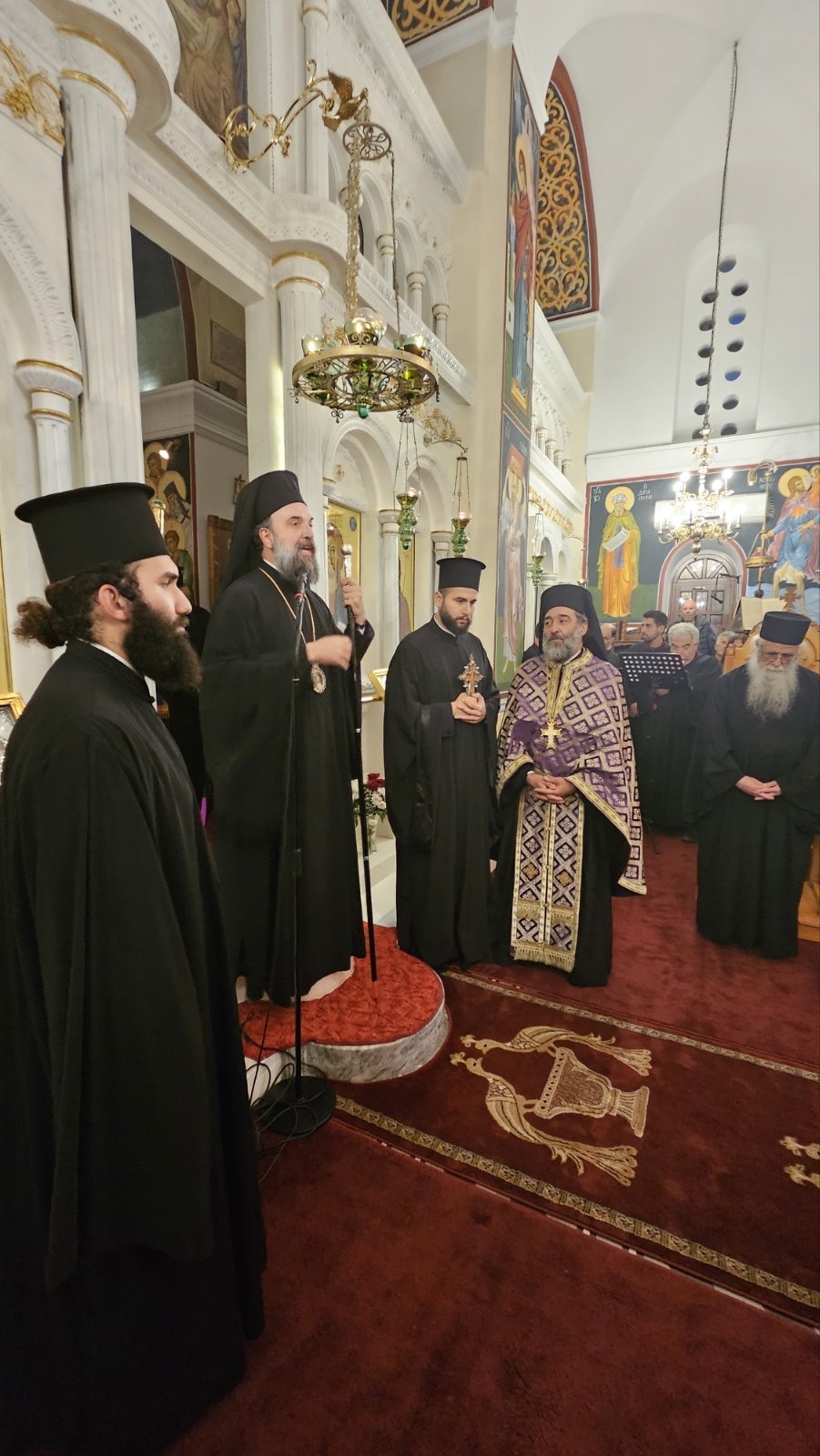 ΙΕΡΑ ΜΗΤΡΟΠΟΛΙΣ ΘΗΡΑΣ ΑΜΟΡΓΟΥ & ΝΗΣΩΝ